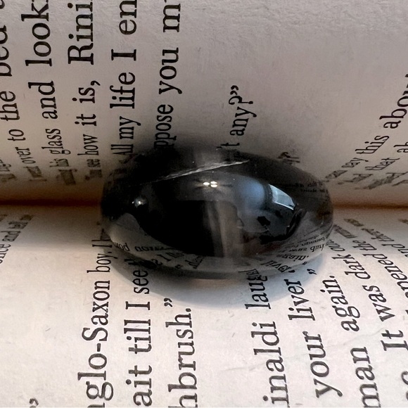 Jewelry | Gorgeous Black And White Agate All Stone Ring | Poshmark